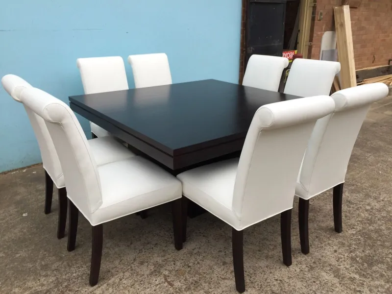 Used Table Furniture in Dubai, Buy & Sell Table Furniture